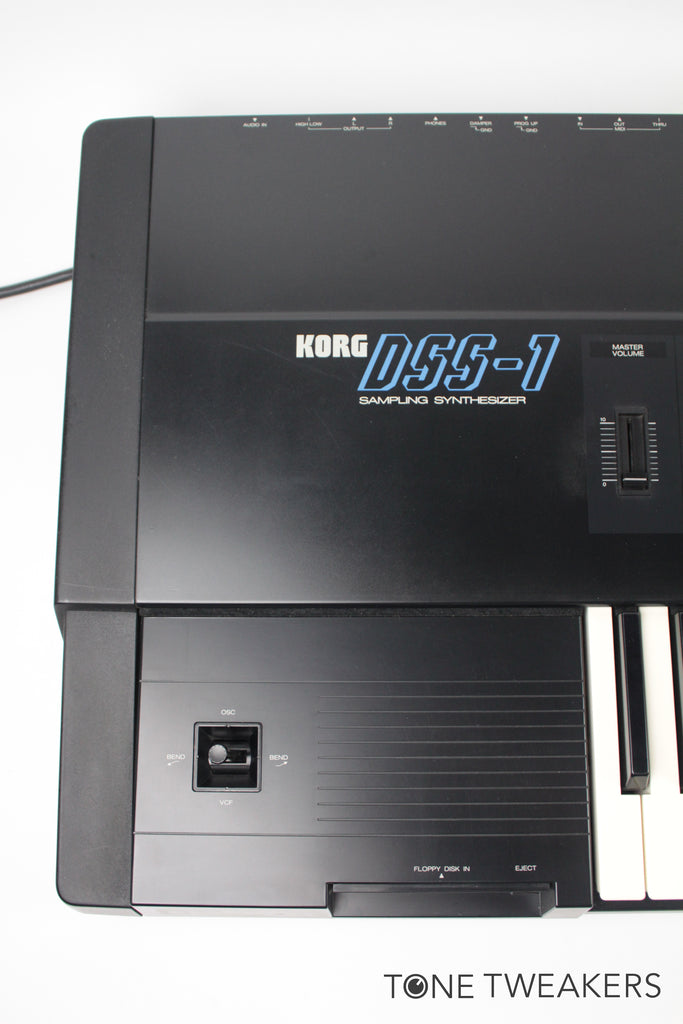 Korg DSS-1 Sampling Synthesizer For Sale Original Box and Sound Disks ...