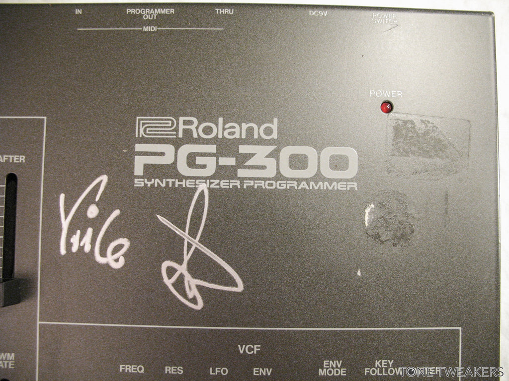 Roland PG-300 For Sale – Tone Tweakers Inc.